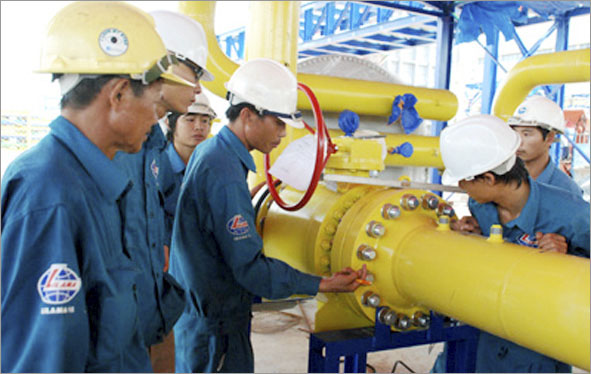 Lilama 18: Năm mới - thêm nhiều hợp đồng kinh tế mới | Tổng công ty Lắp ...